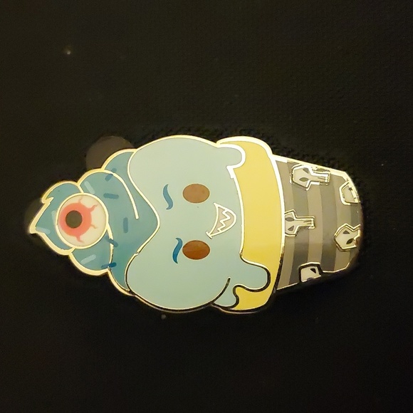 Disney | Jewelry | Disney Hercules Pin | Poshmark